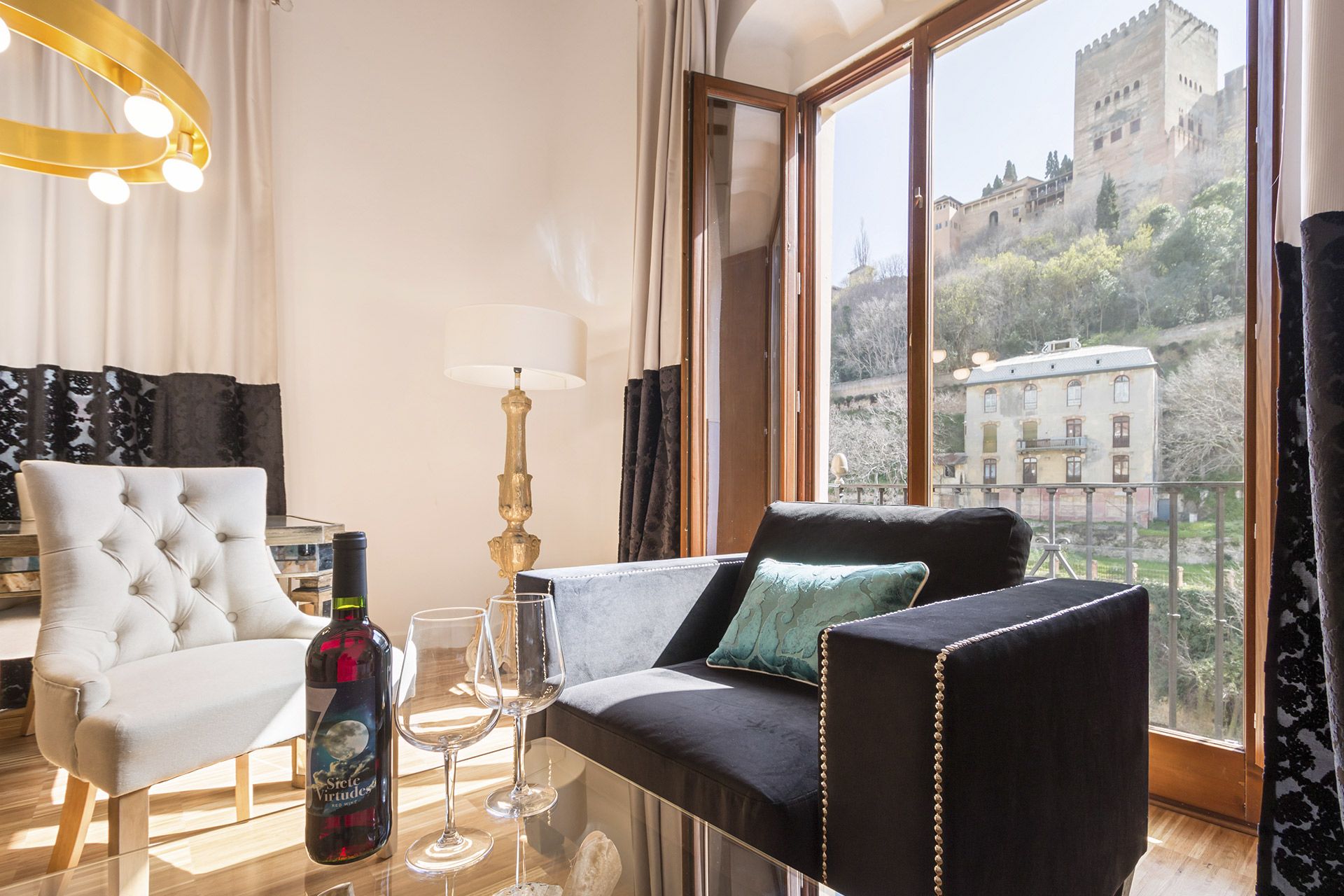 Alojamientos cerca de la Alhambra • BIBO SUITES Oro del Darro